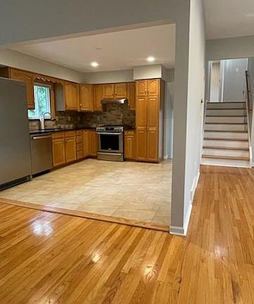 21368 Nottingham Dr, Fairview Park, OH 44126 | Zillow