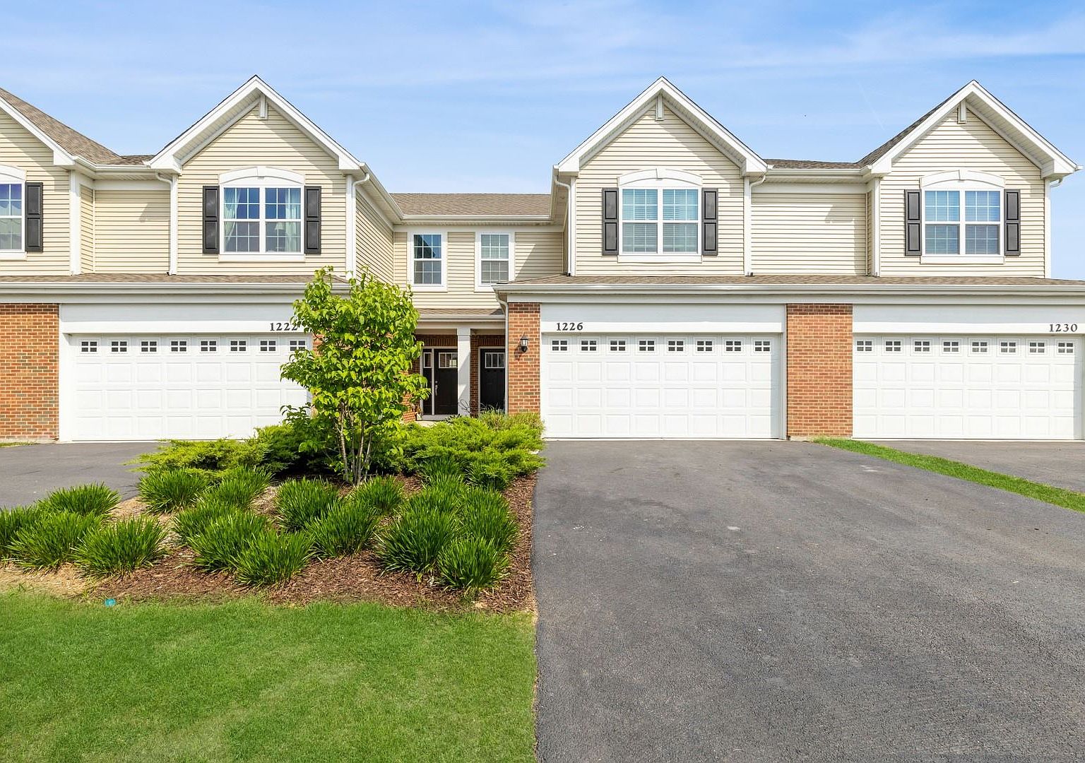 1226 Draper Rd, Mchenry, IL 60050 | Zillow