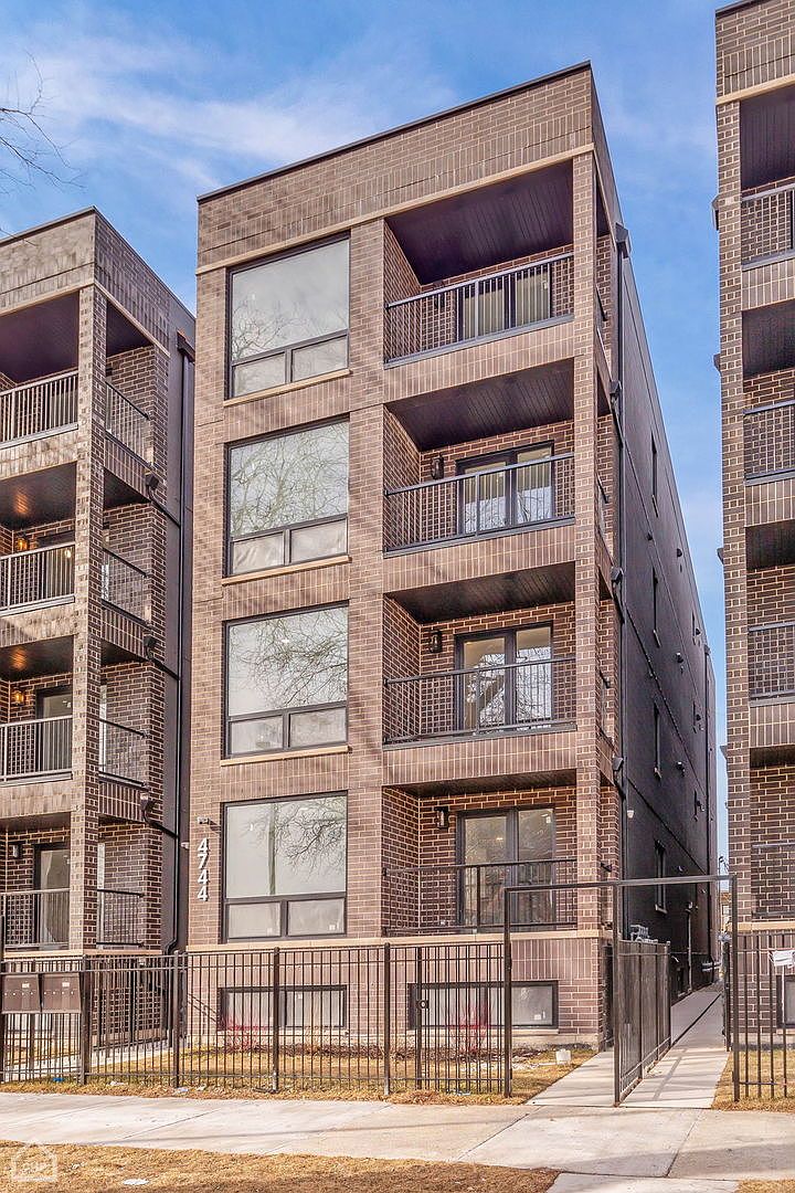 4744 S Michigan Ave #4W, Chicago, IL 60615 | Zillow