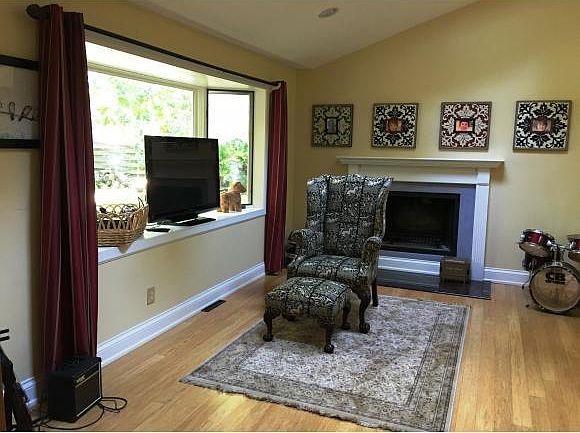 1508 S Lee St, Appleton, WI 54915 | Zillow