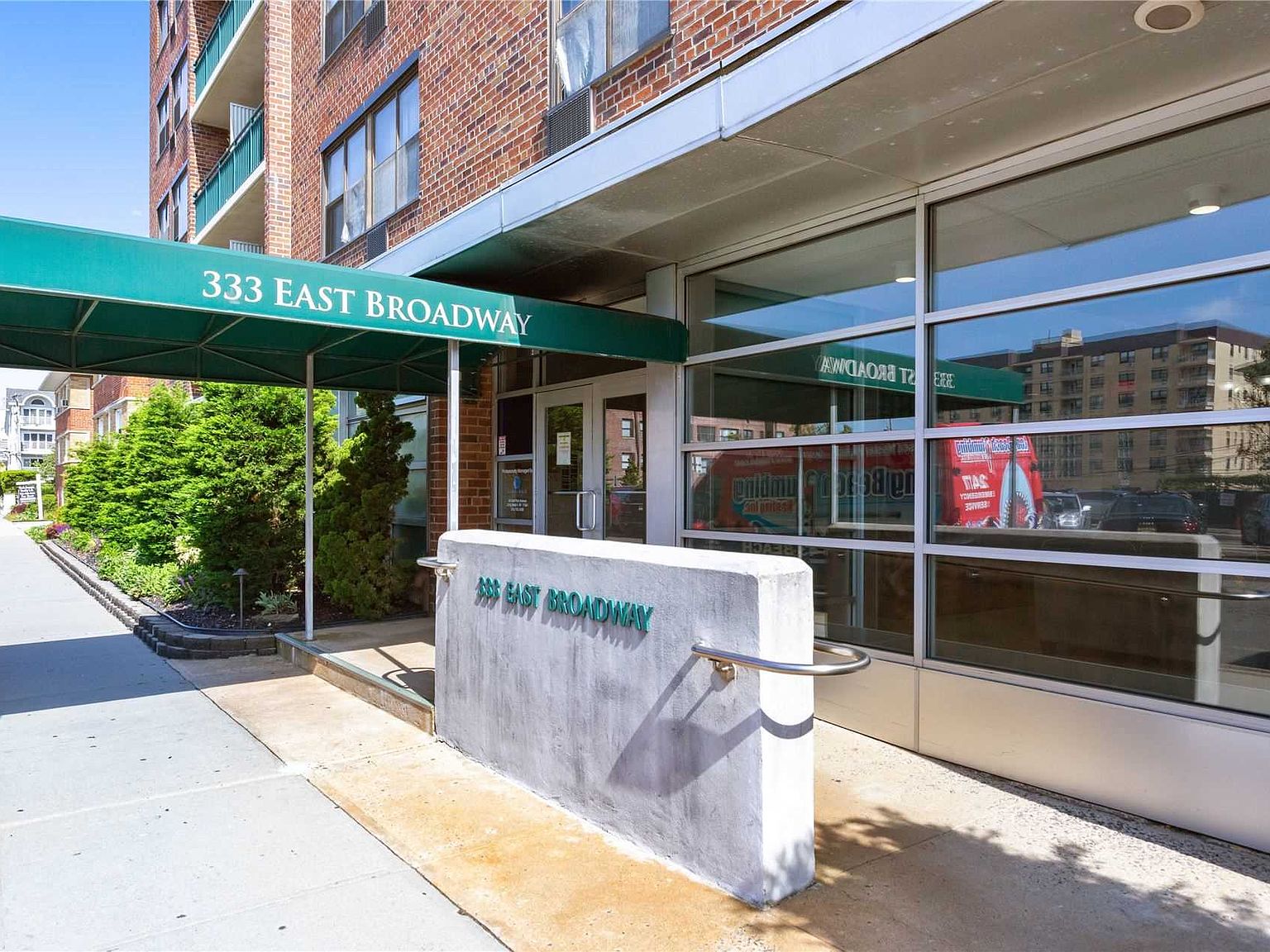 333 E Broadway APT 5A, Long Beach, NY 11561 | Zillow
