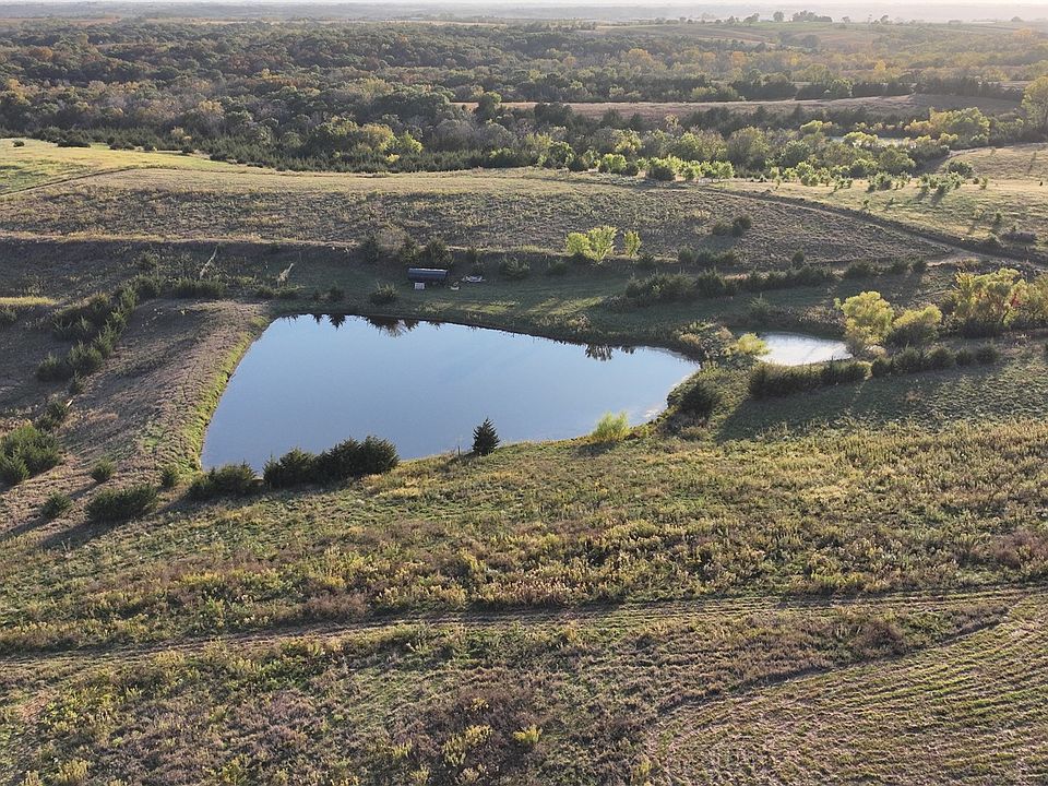 0 Willow Ave, Thayer, IA 50254 | Zillow