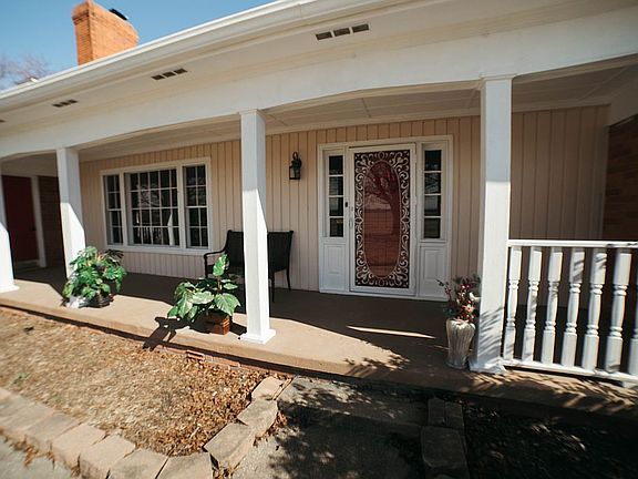 1424 Adams Ln, Henderson, KY 42420 | Zillow