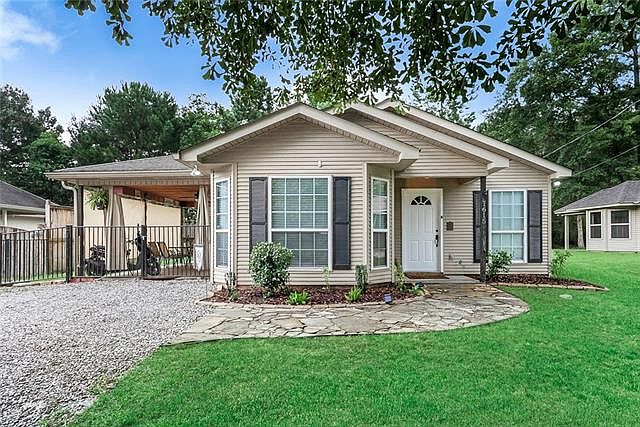 1615 Clover St, Mandeville, LA 70448 | Zillow
