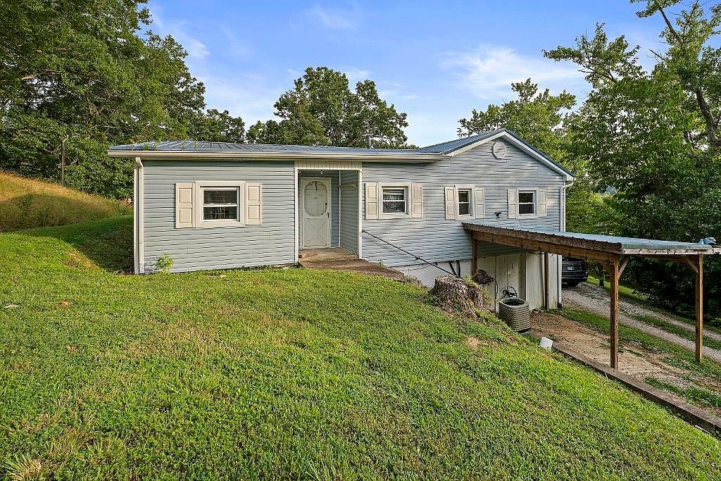 4259 State Highway 773, Hitchins, KY 41146 | Zillow
