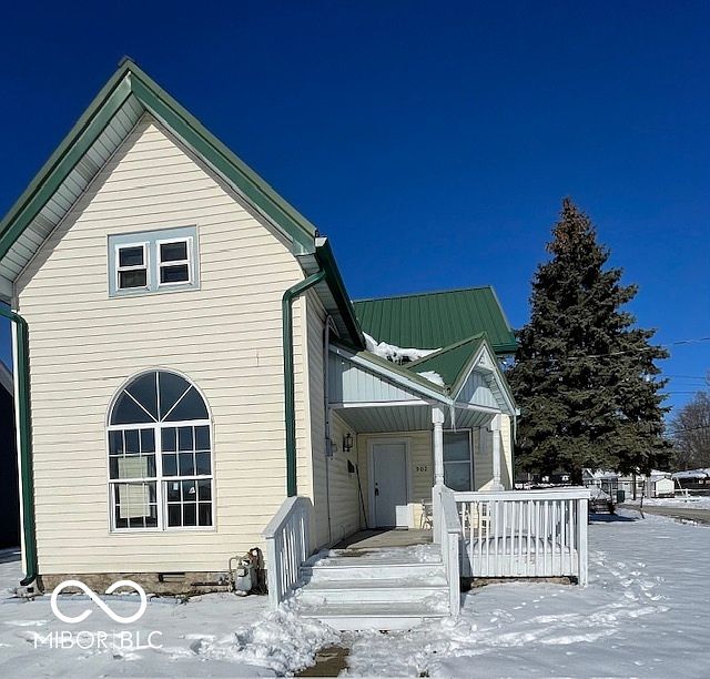 902 W Main St, Greenfield, IN 46140 | MLS #21995046 | Zillow
