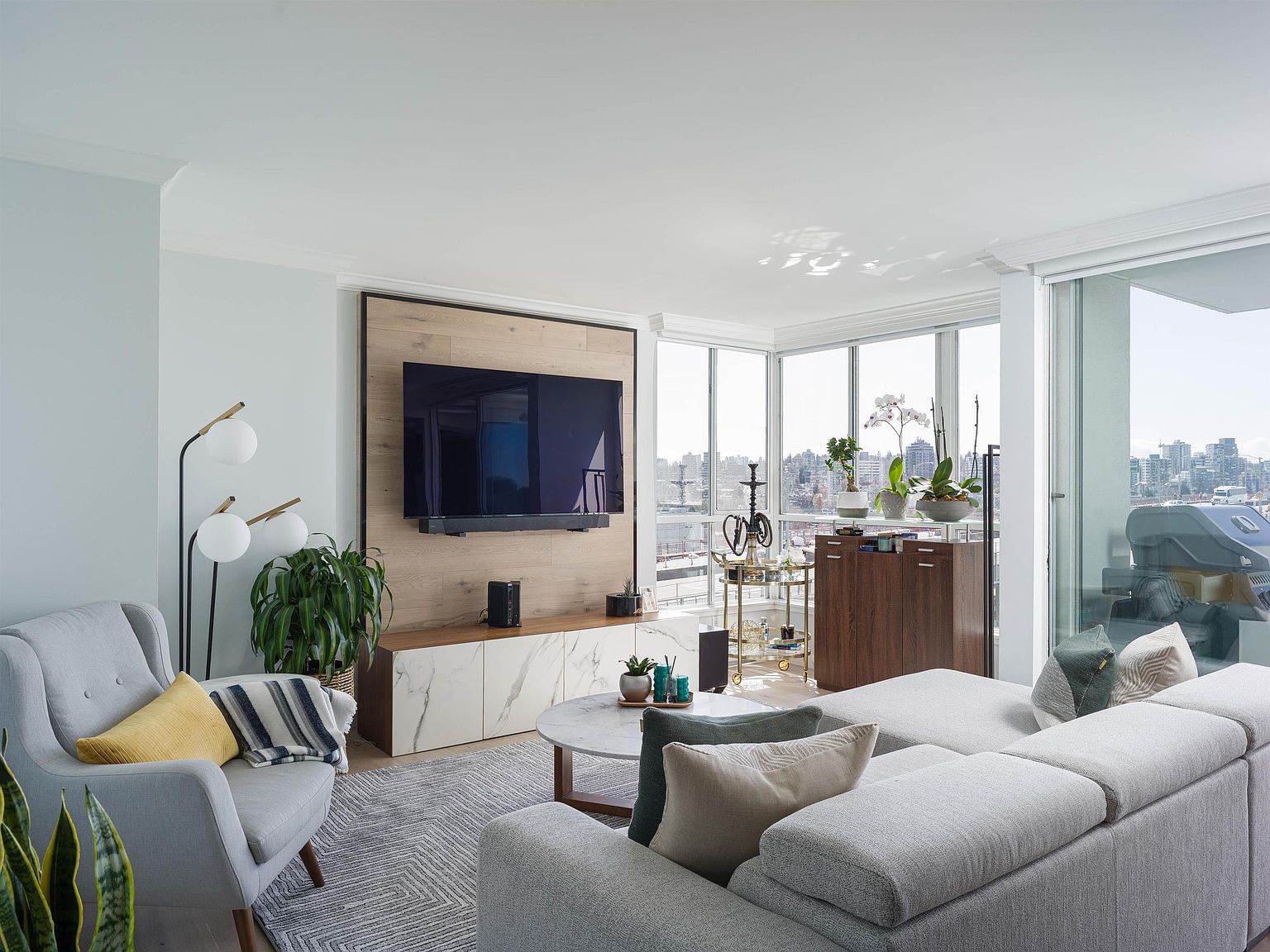 1500 Howe St #1507, Vancouver, BC V6Z 2N1 | Zillow