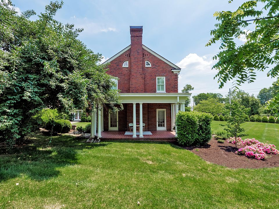 2733 Kingston Pike, Knoxville, TN 37919 | Zillow