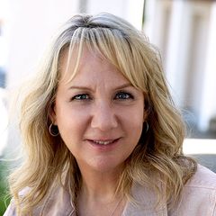 Sandy Saga - Real Estate Agent in Mill Creek, WA - Reviews | Zillow