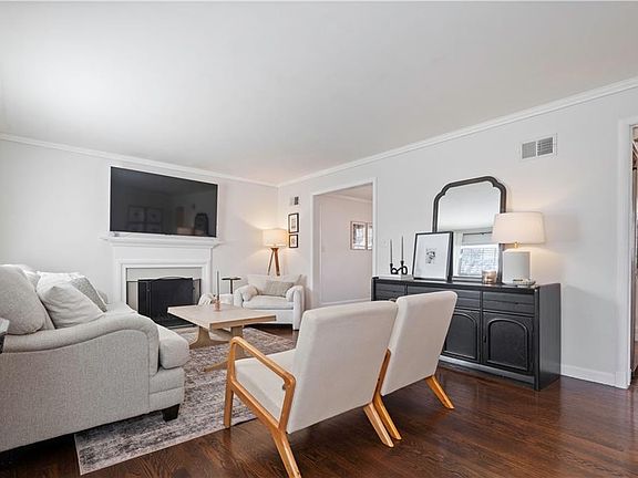 5538 Roe Ave, Mission, KS 66205 | Zillow