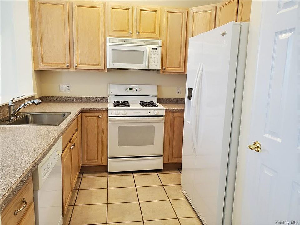 1408 Half Moon Bay Dr, Croton On Hudson, NY 10520 | Zillow