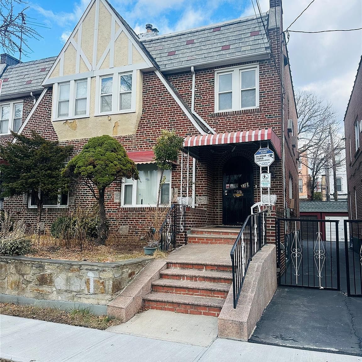 3236 Fish Avenue #Two, Bronx, NY 10469 | MLS #812798 | Zillow