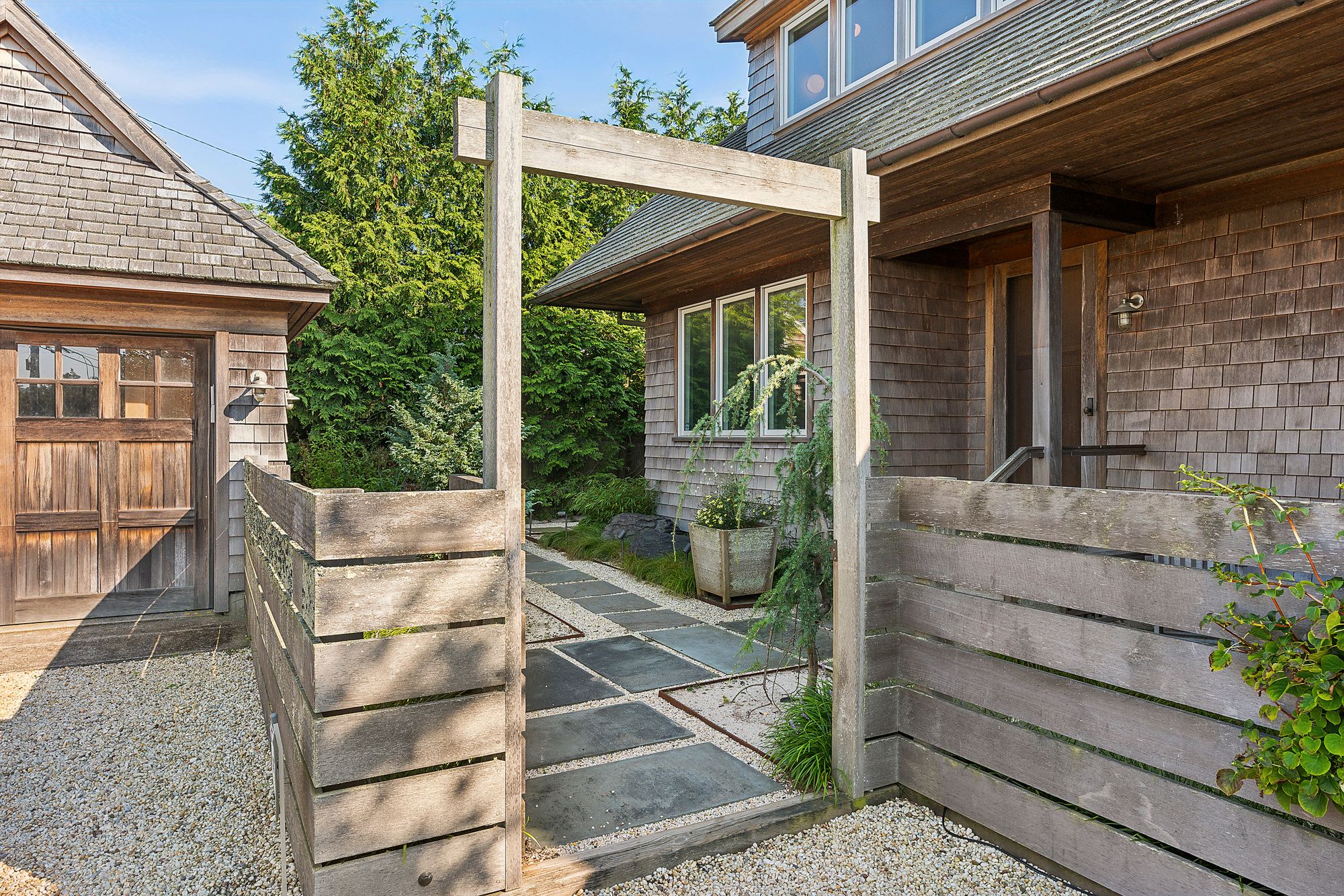 210 Towd Point Rd, Southampton, NY 11968 | Out East