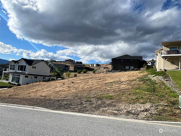 154 Apple Avenue, Chelan, WA 98816 | MLS #2249405 | Zillow
