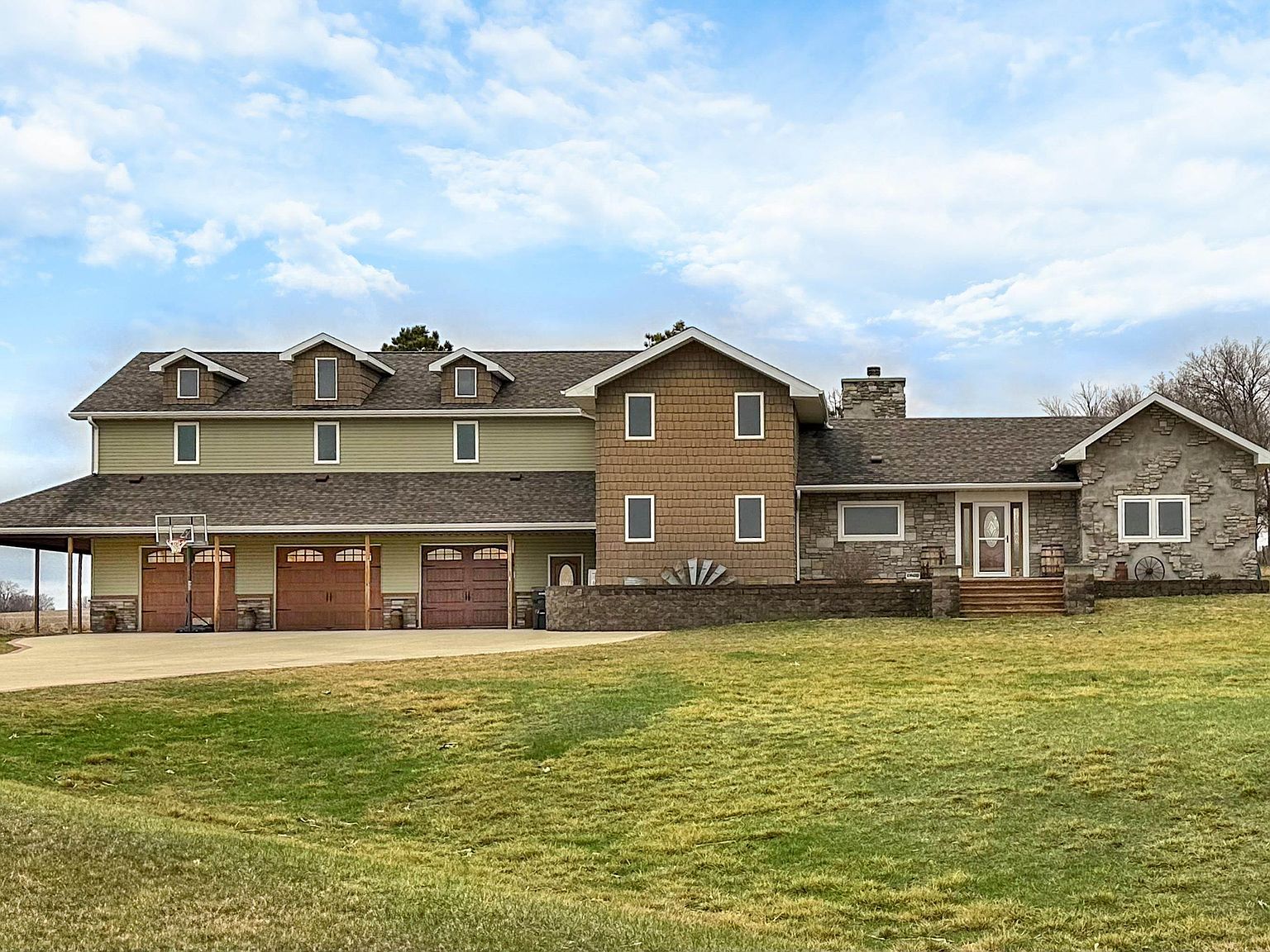 411 West St, Pierson, IA 51048 | MLS #828106 | Zillow