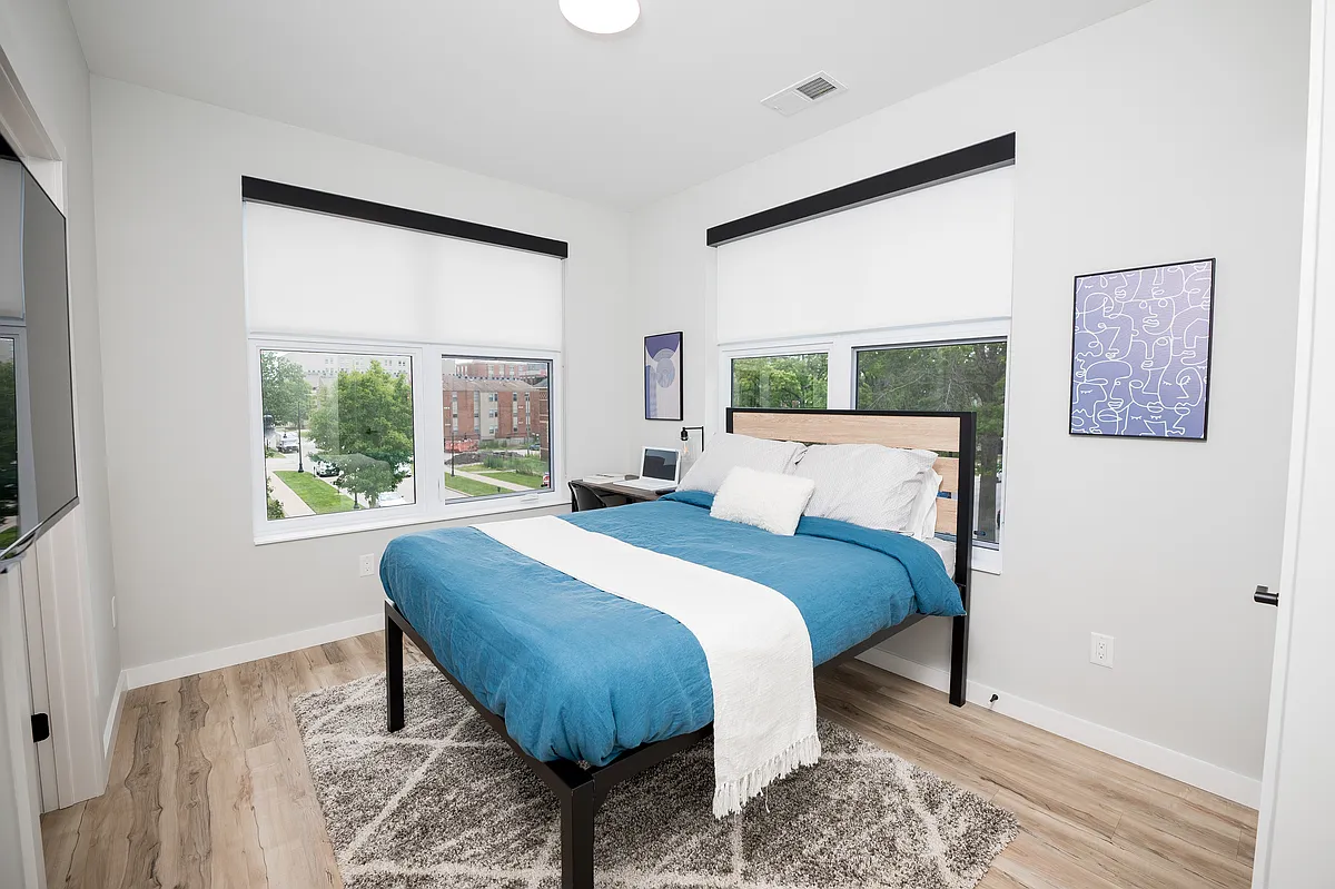 102 E Healey St Apt 205, Champaign, IL 61820 | HotPads