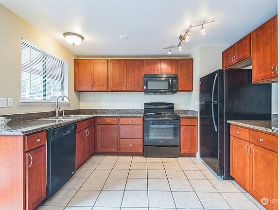 10925 SE 208th Street UNIT 20861, Kent, WA 98031 | MLS #2290263 | Zillow