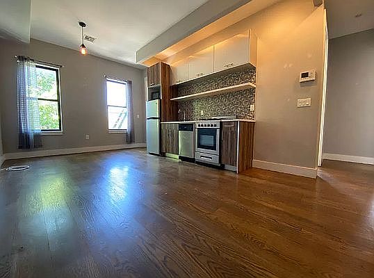 680 Knickerbocker Ave #3, Brooklyn, NY 11221 | Zillow