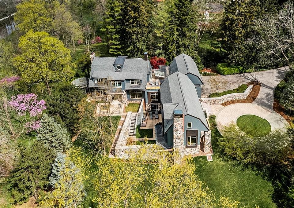 3736 Spring Hollow Rd, Indianapolis, IN 46208 | Zillow