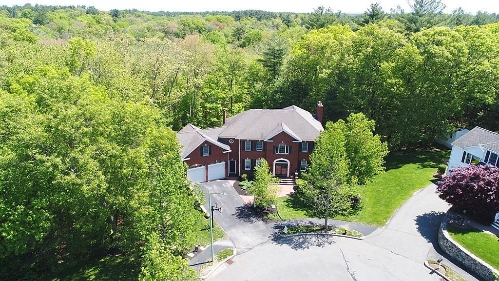25 Cory Ln, Reading, MA 01867 | Zillow