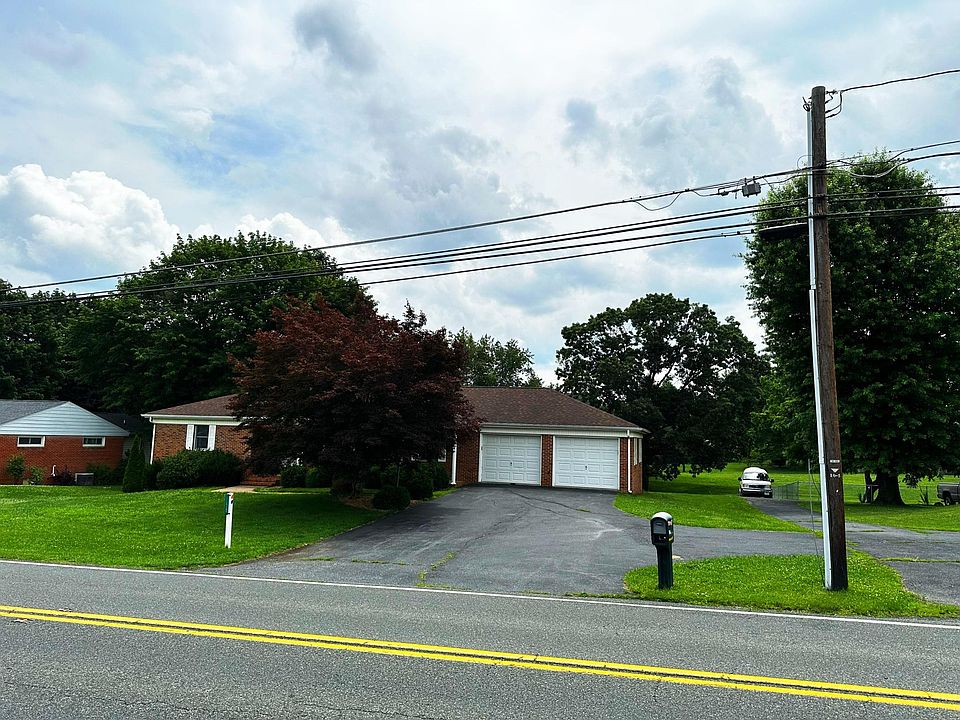 158 Tinkling Spring Rd, Fishersville, VA 22939 | Zillow