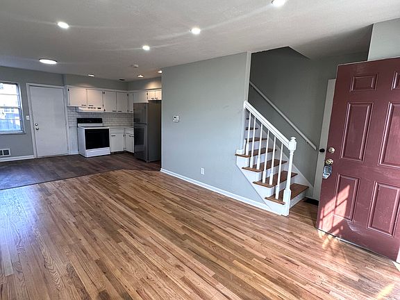 5727 Pine Tree St W #C, Columbus, OH 43229 | Zillow