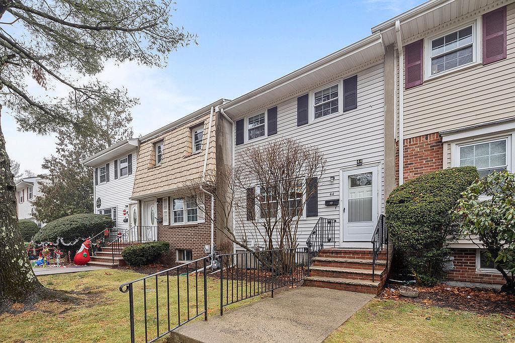 44 Alan Road, Spring Valley, NY 10977 | Zillow