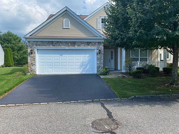 87 Louden Loop, Mount Sinai, NY 11766 | Zillow