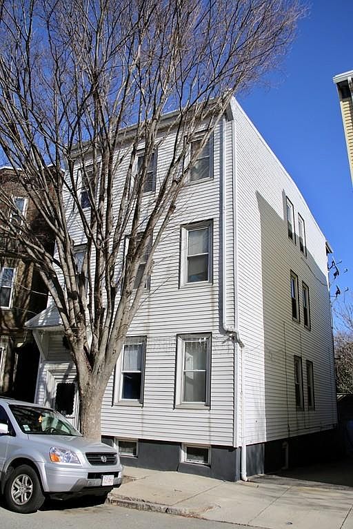 179 Paris St, East Boston, MA 02128 | Zillow