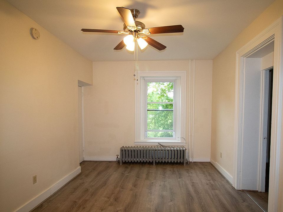 304 Pleasant St. - 304 Pleasant St Bennington VT | Zillow