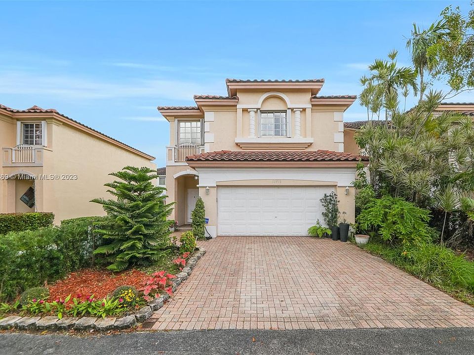 10918 NW 67th Ter, Doral, FL 33178 | MLS #A11411269 | Zillow
