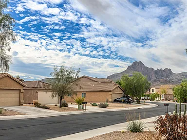 8965 N Misty Brook Dr Tucson AZ | Zillow