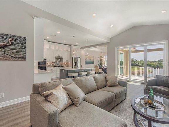 17B Franklin Ct S, Saint Petersburg, FL 33711 | MLS #U8089202 | Zillow