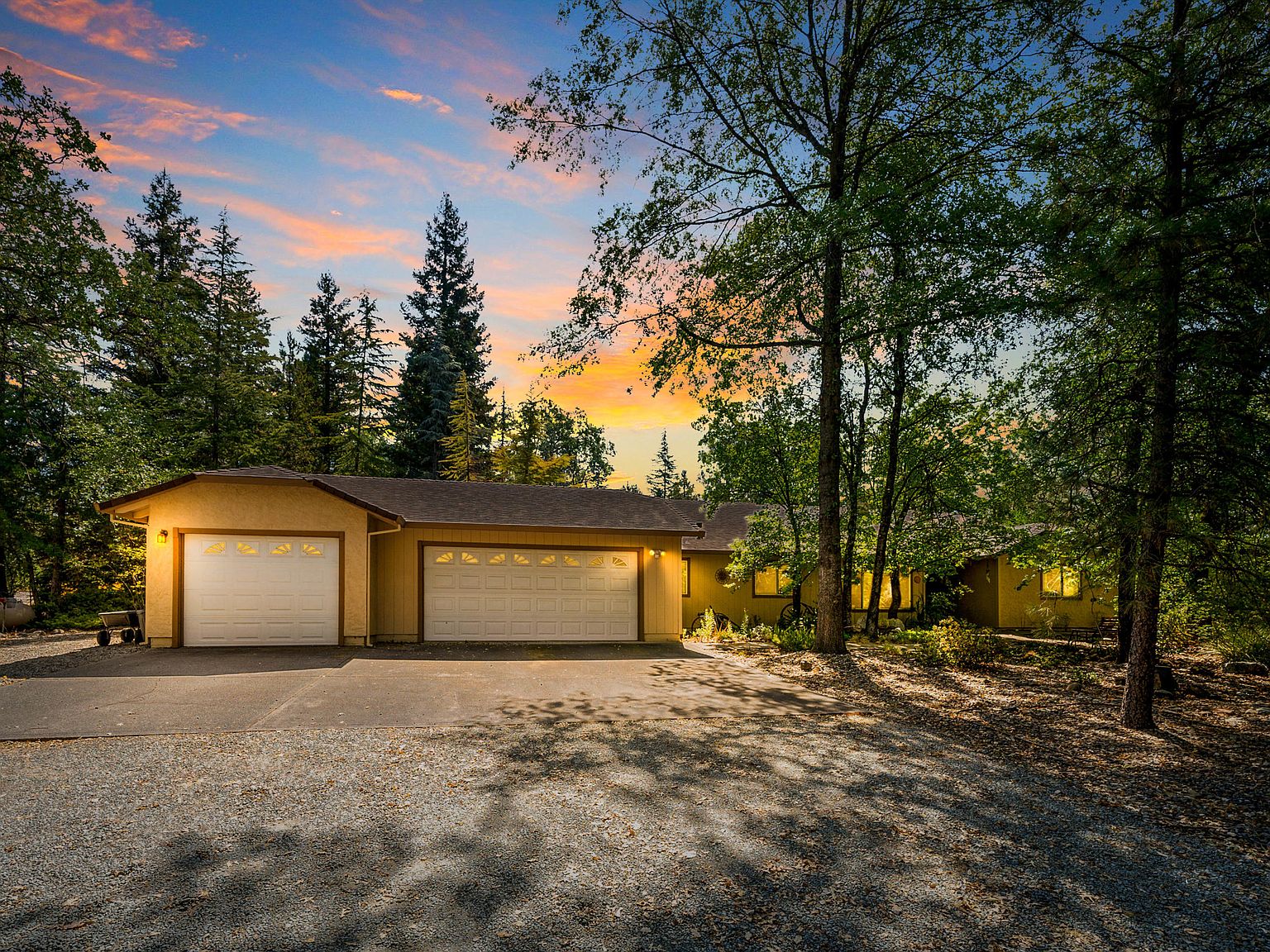 12859 Old Oregon Trl, Redding, CA 96003 | Zillow