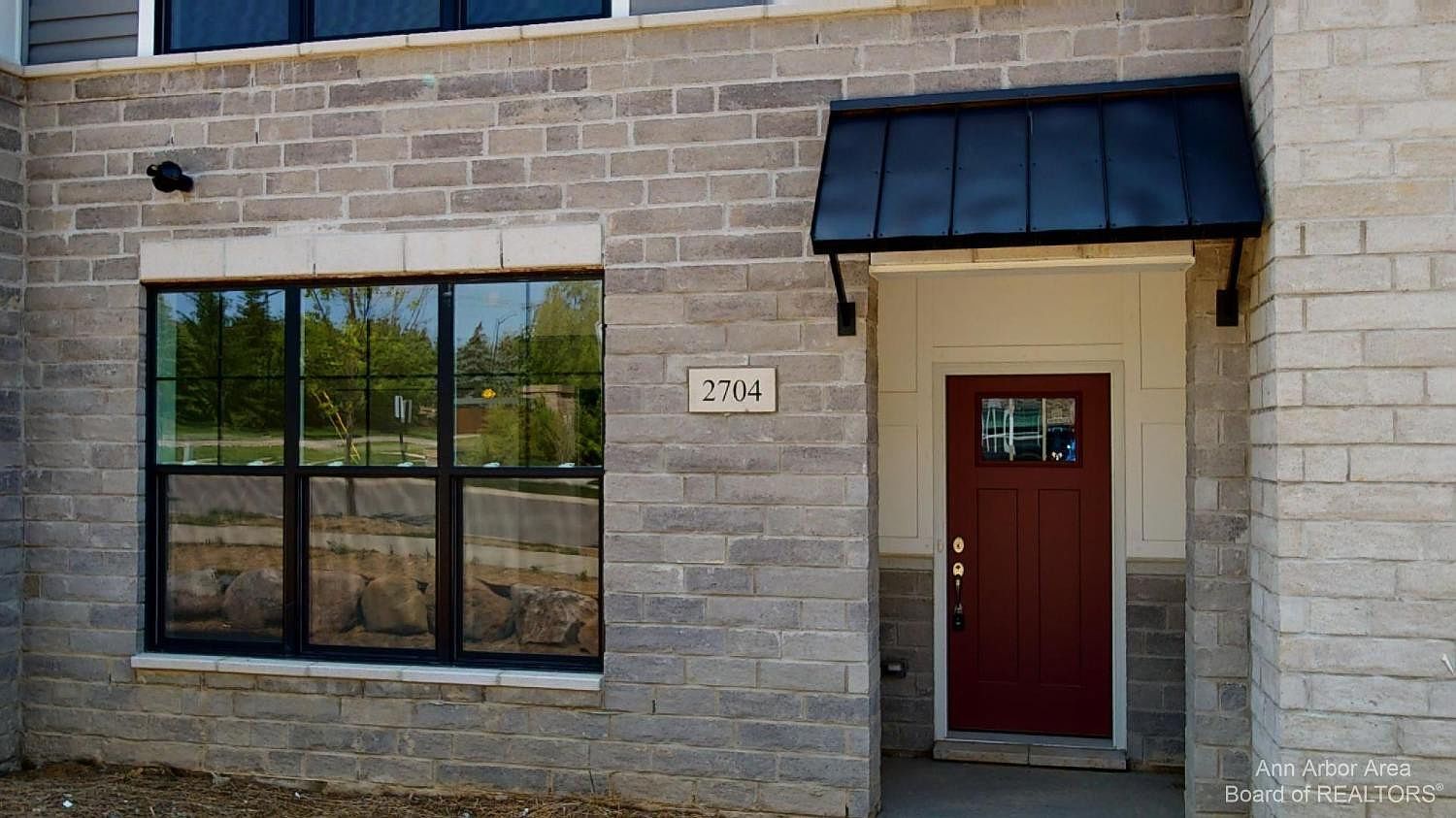 2704 S Spurway Dr, Ann Arbor, MI 48105 | Zillow