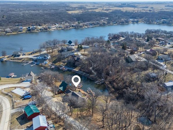 Dexter IA Real Estate - Dexter IA Homes For Sale | Zillow