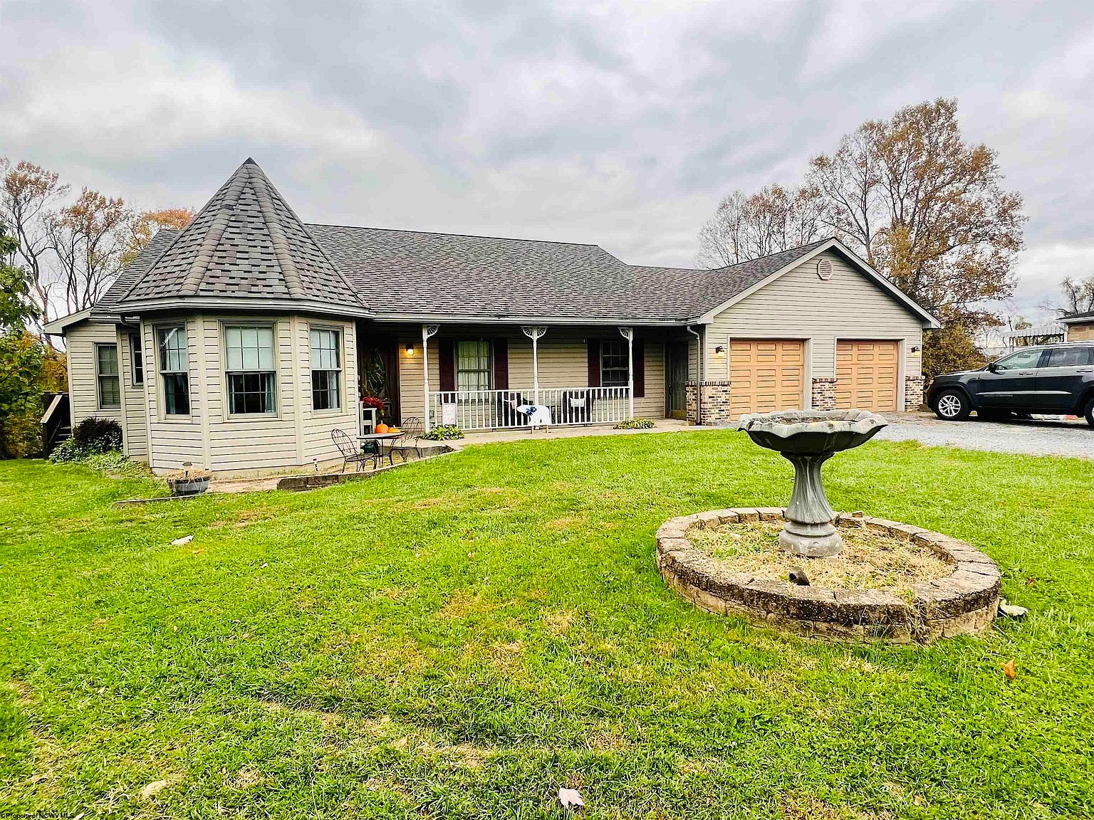 1587 Mary Lou Retton Dr, Fairmont, WV 26554 | Zillow