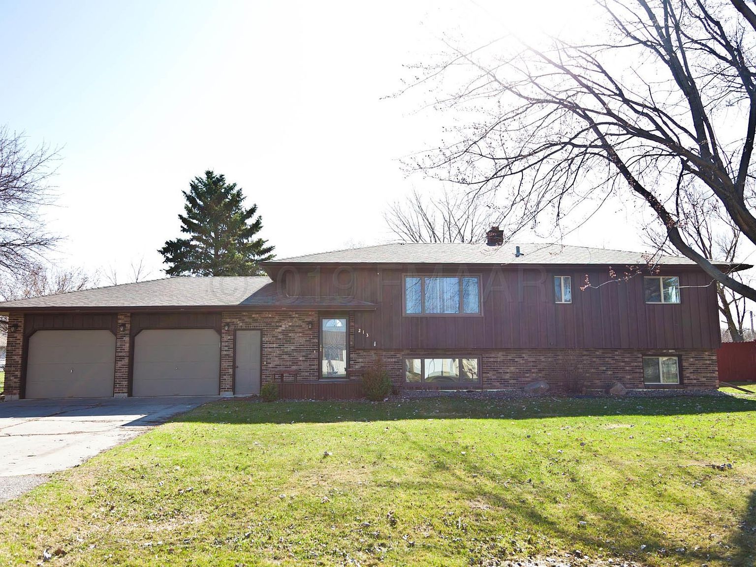 213 4th Ave W, Sabin, MN 56580 | Zillow