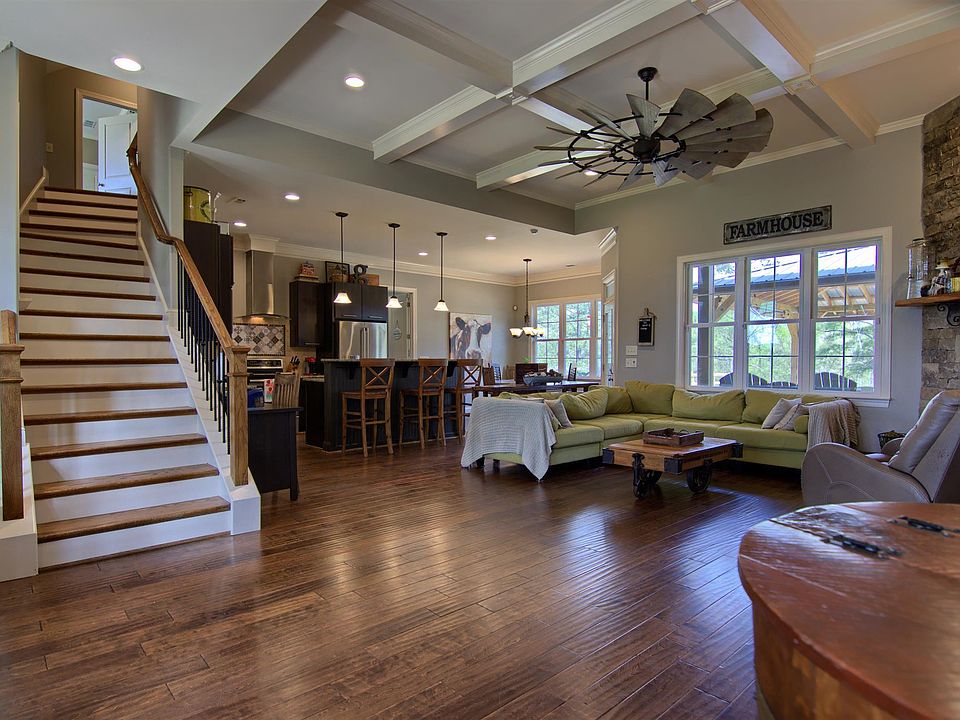 68 Stone Cottage Ln, Landrum, SC 29356 | Zillow