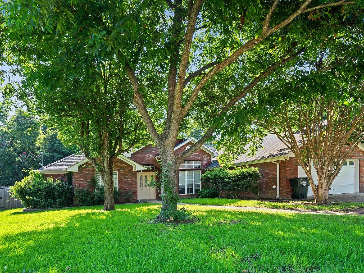 3209 Omega Dr, Tyler, TX 75701 | MLS #23010286 | Zillow