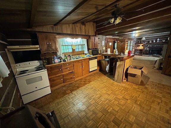 532 Poplar Cove Rd, Suches, GA 30572 | Zillow 532 Poplar Cove Rd, Suches, GA 30572 | Zillow