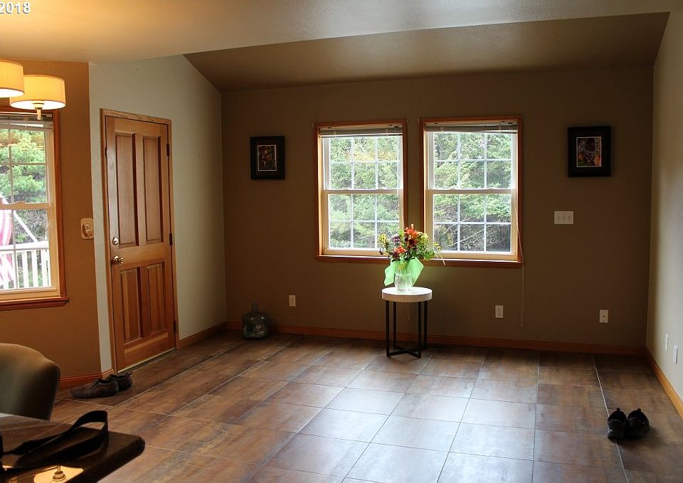 95161 Horizon Dr, Gold Beach, OR 97444 | Zillow