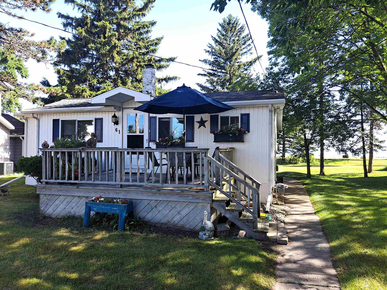 61 Bay Shore Dr, Bay City, MI 48706 | Zillow