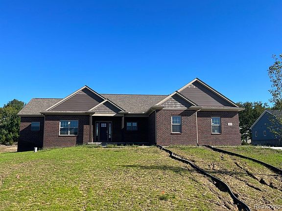 10015 Quarry Ridge Rd, Clarkston, MI 48346 | Zillow