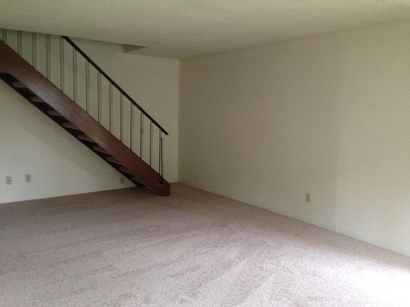 1270 Cedar Ave APT 2, Marysville, WA 98270 | Zillow