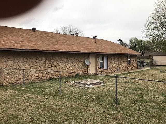 2010 Twisted Oak Dr, Norman, OK 73071 | Zillow