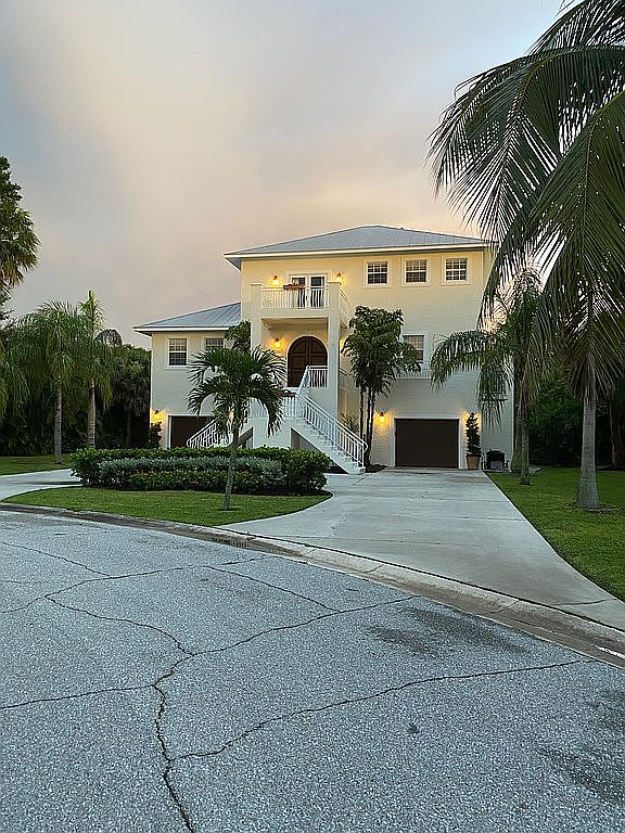 13124 Via Flavia, Placida, FL 33946 | Zillow
