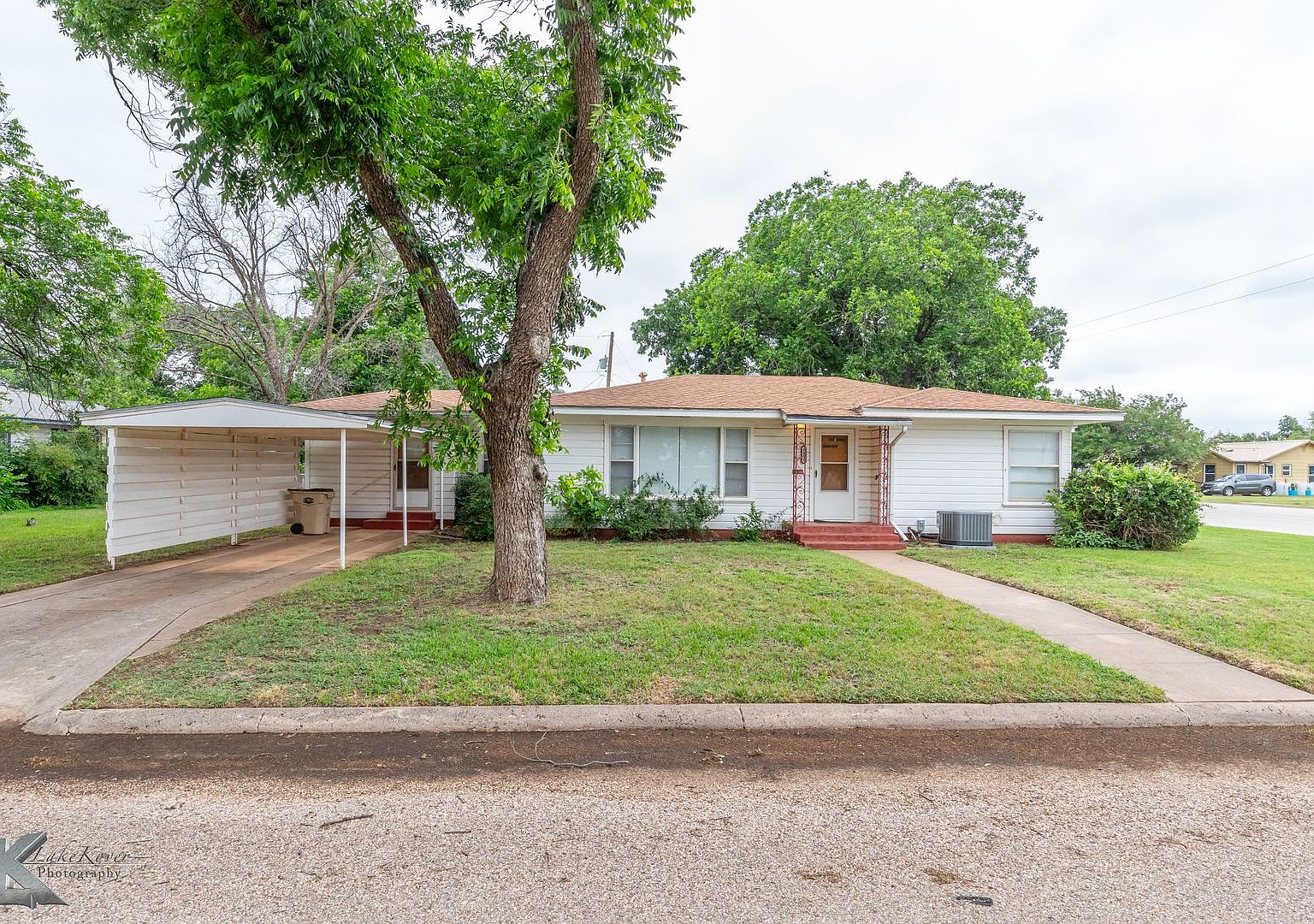 1402 Herring, Merkel, TX 79536 | Zillow