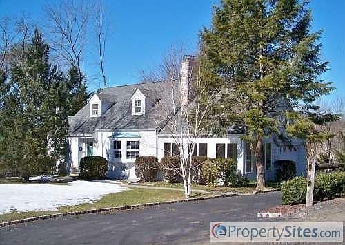 898 Valley Rd, Gillette, NJ 07933 | Zillow