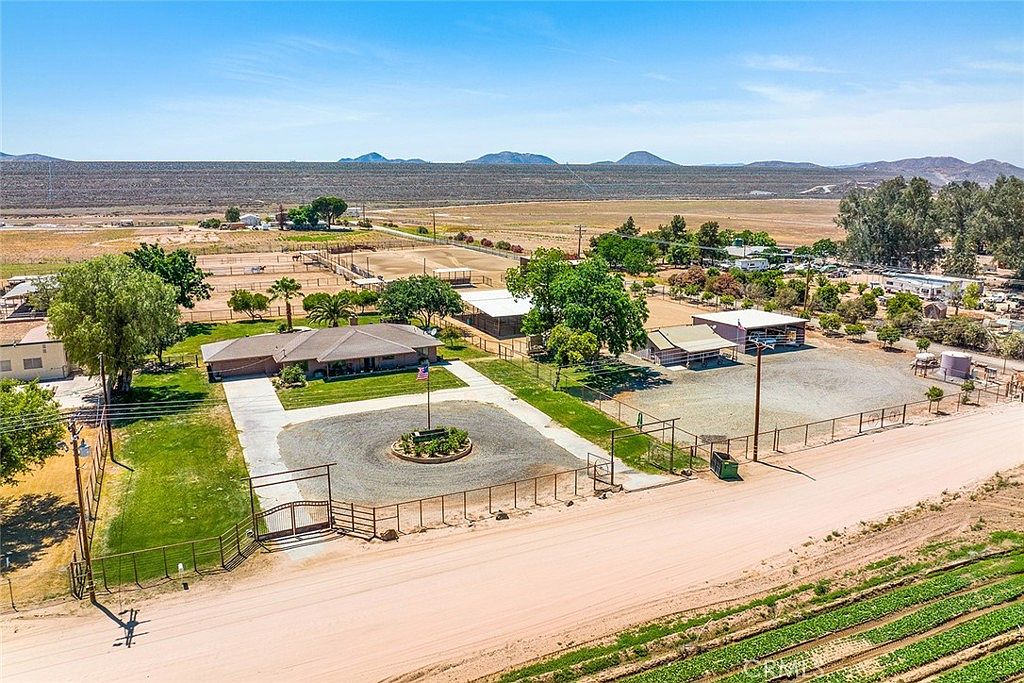 30503 Palm Ave, Hemet, CA 92543 | Zillow